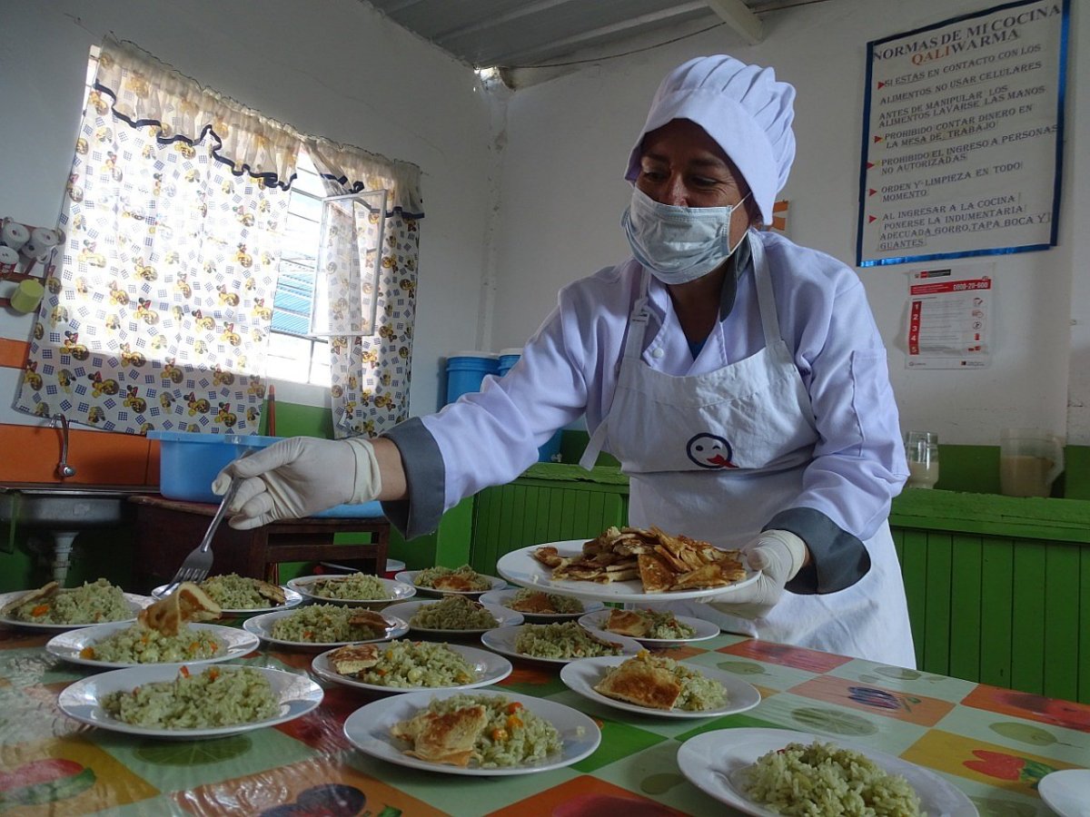 Los Comedores Populares – Una historia de lucha contra el hambre ...